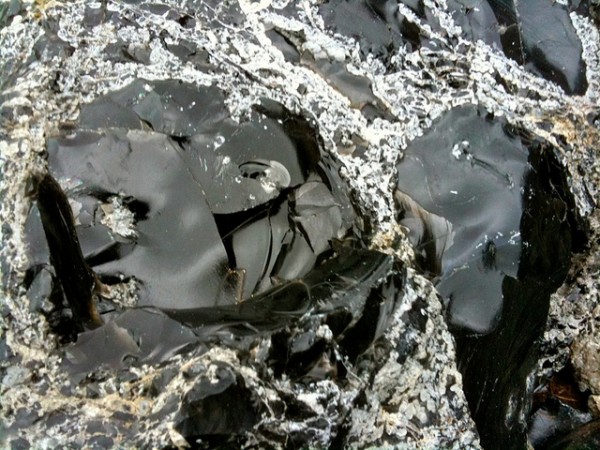 Real Life Minecraft - What is Obsidian?